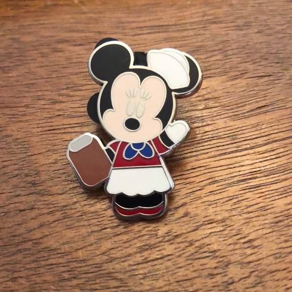 Disney | Jewelry | Authentic Disney Pin Each Pin 7 Or 4 Pins 5 ...